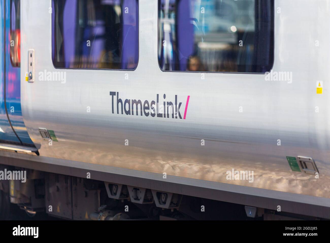 Thameslink logo hi-res stock photography and images - Alamy