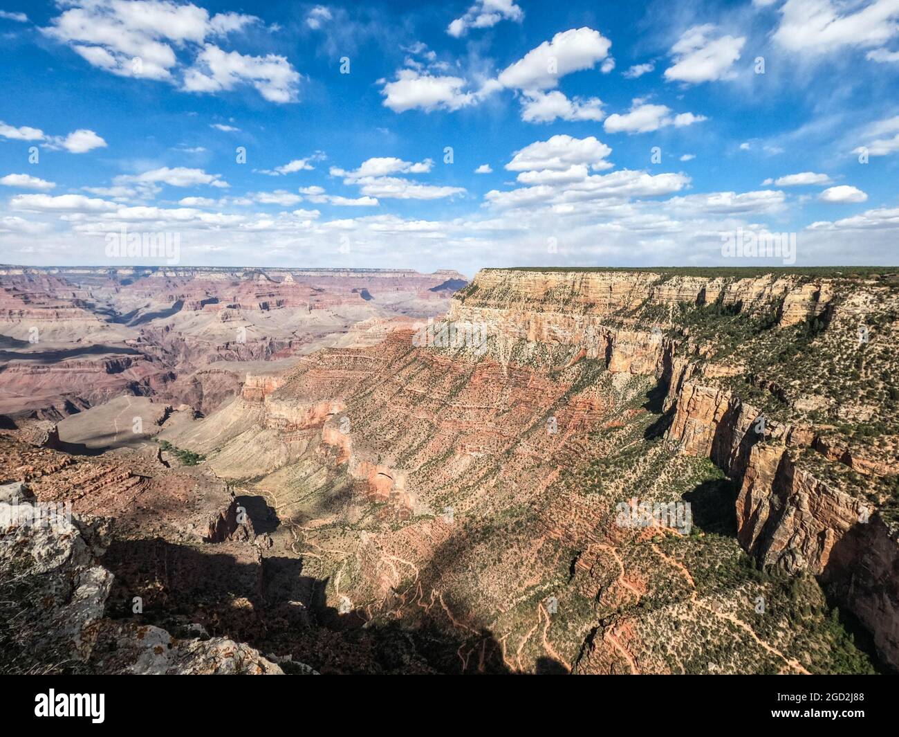 Stunning view from the South Rim Trail, Grand Canyon National Park ...