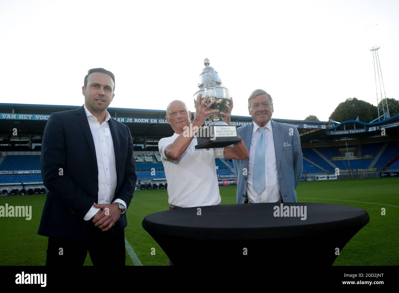 Vioen hi-res stock photography and images - Alamy