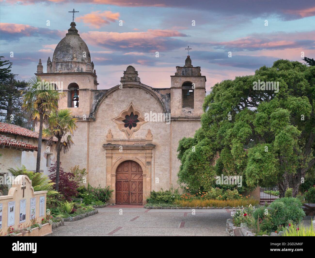 The Mission San Carlos Borromeo del Rio Carmelo in Carmel, California ...