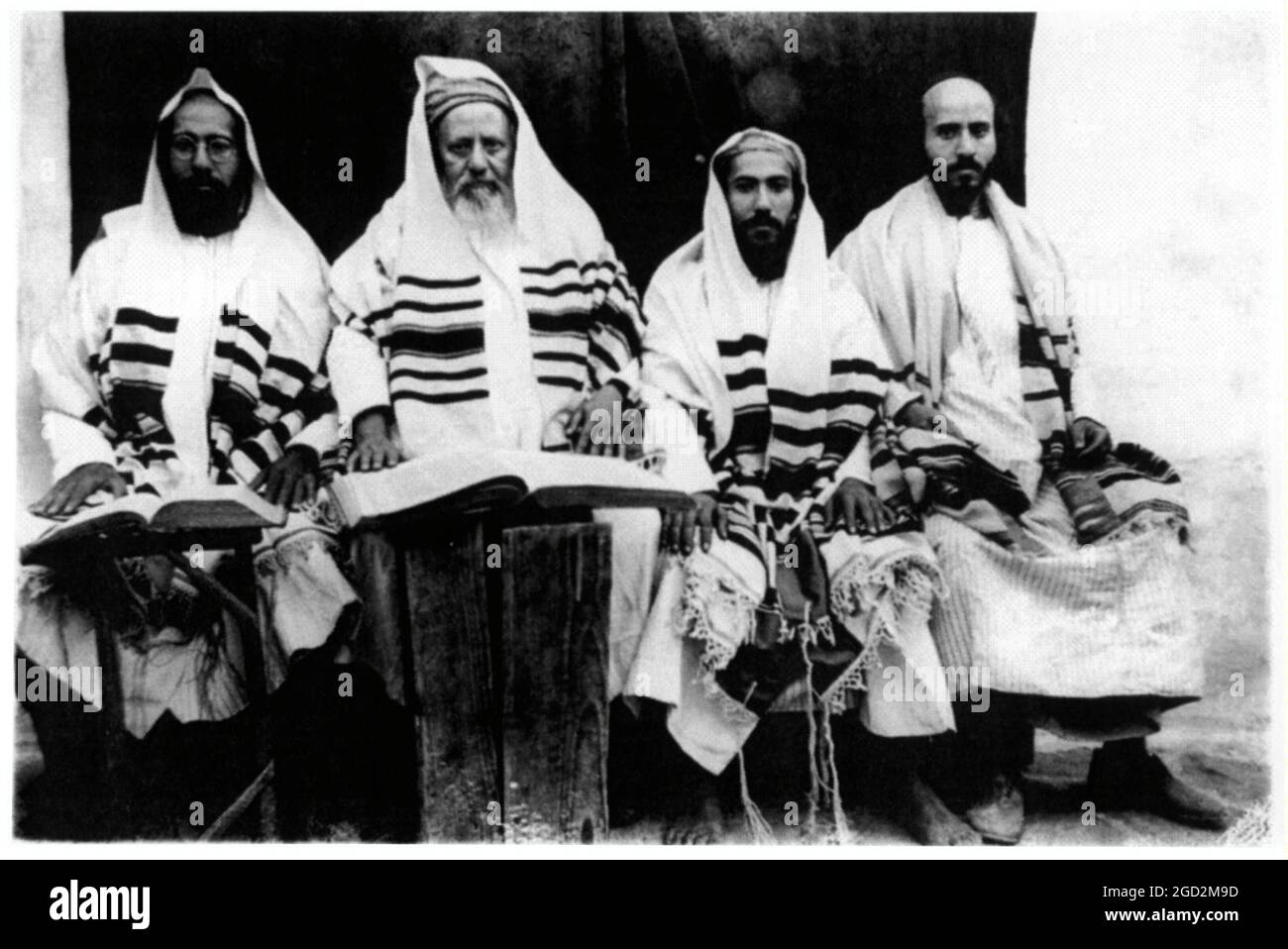 1930s jewish men in yemen hi-res stock photography and images - Alamy
