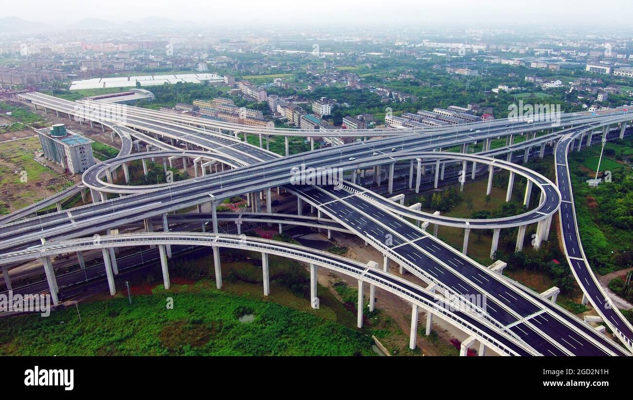 An aerial photo was taken at the Lu Zetai Viaduct Expressway ...