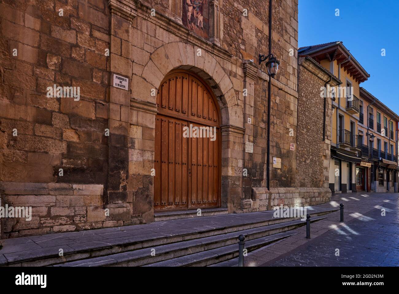 Len church hi-res stock photography and images - Alamy