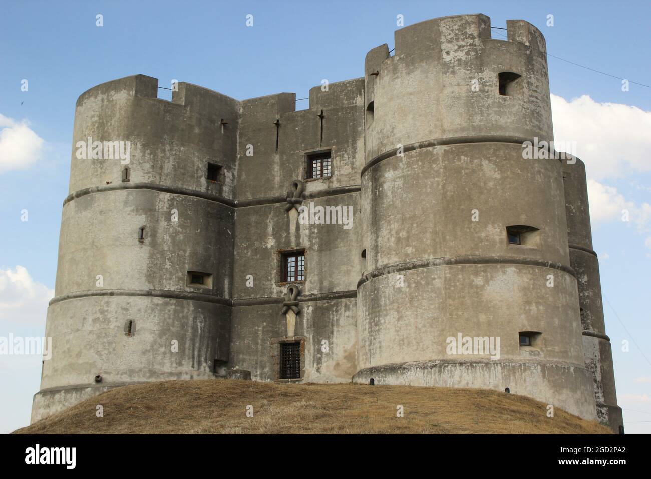 Beautiful view of Evoramonte Castle in Evoramonte, Portugal Stock Photo ...
