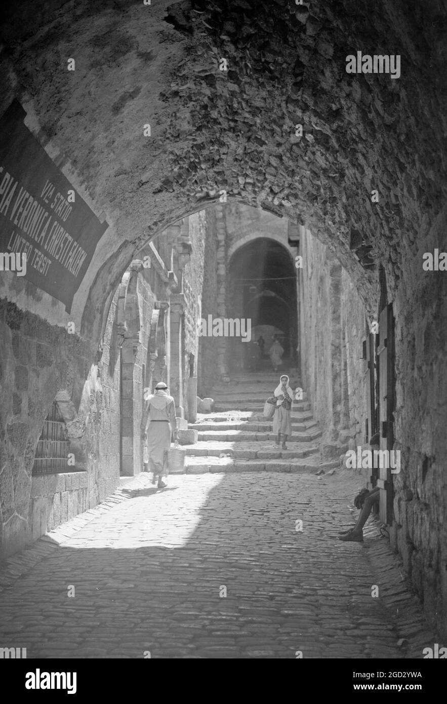 House of Veronica on Via Dolorosa 6th station of the Cross, people ...