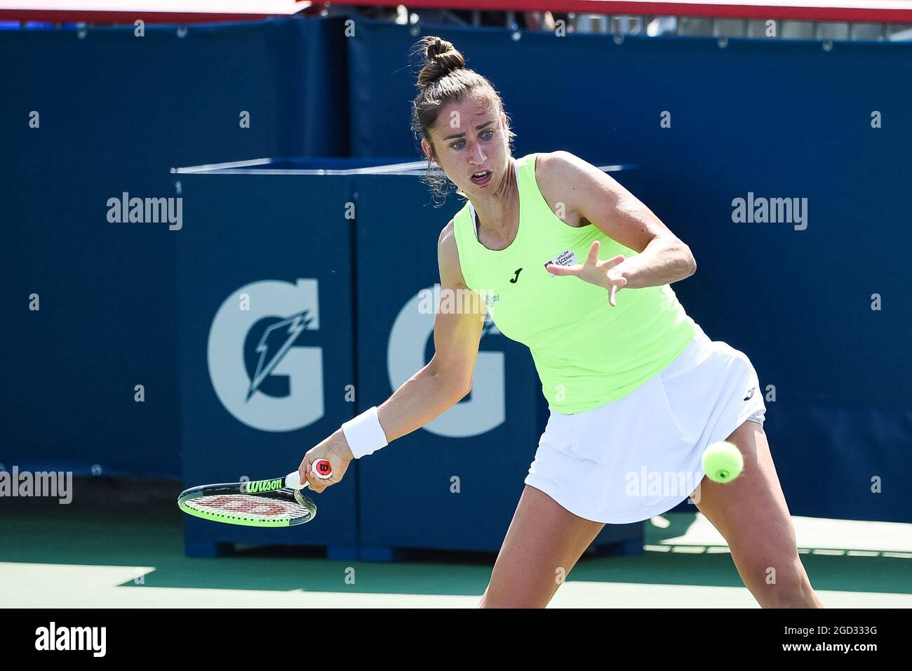 Montreal, Canada. August 10, 2021: Sara Sorribes Tormo (ESP) returns ...