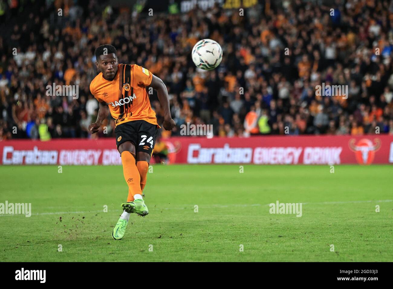 Di'Shon Bernard #24 of Hull City skies his penalty over the bar and ...
