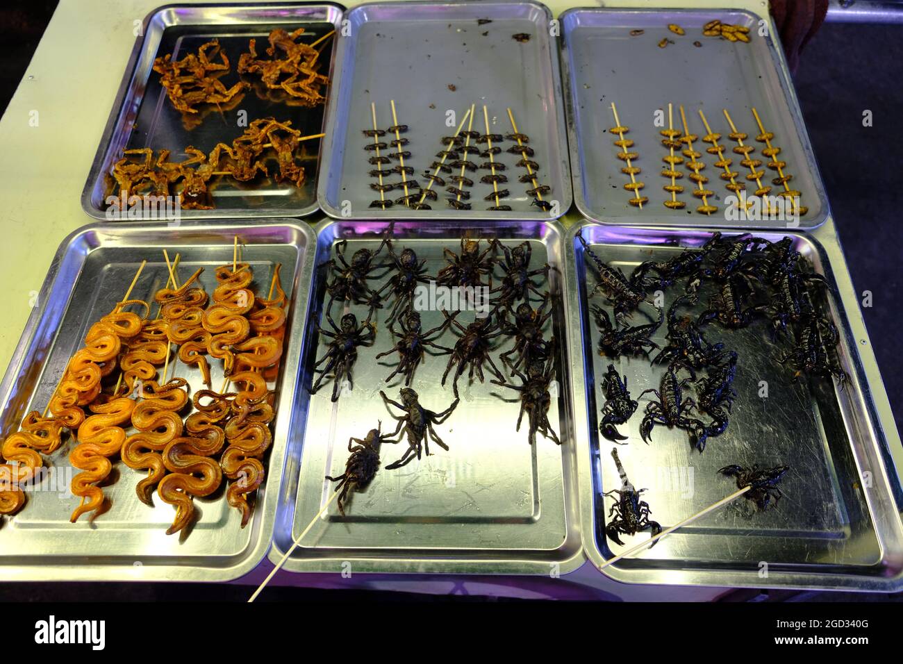 Cambodia Krong Siem Reap - Snake Spider Scorpion for sale food market ...