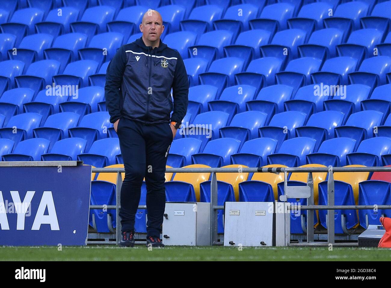 Matt gray sutton united hi-res stock photography and images - Alamy