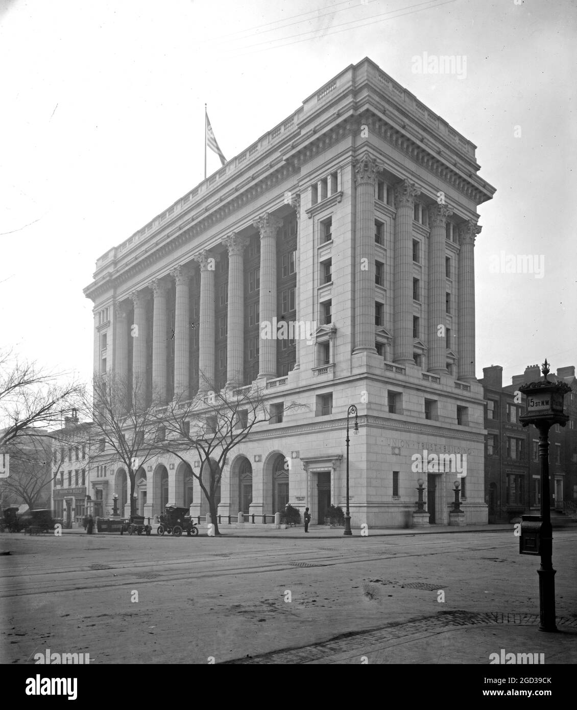 Trust building Black and White Stock Photos & Images - Alamy