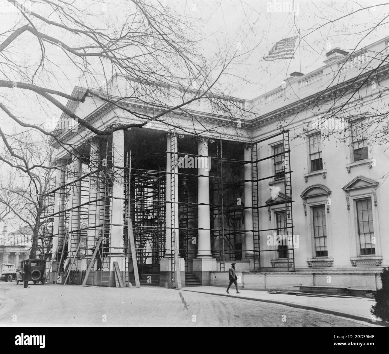White House receiving its annual bath ca. between 1909 and 1932 Stock ...