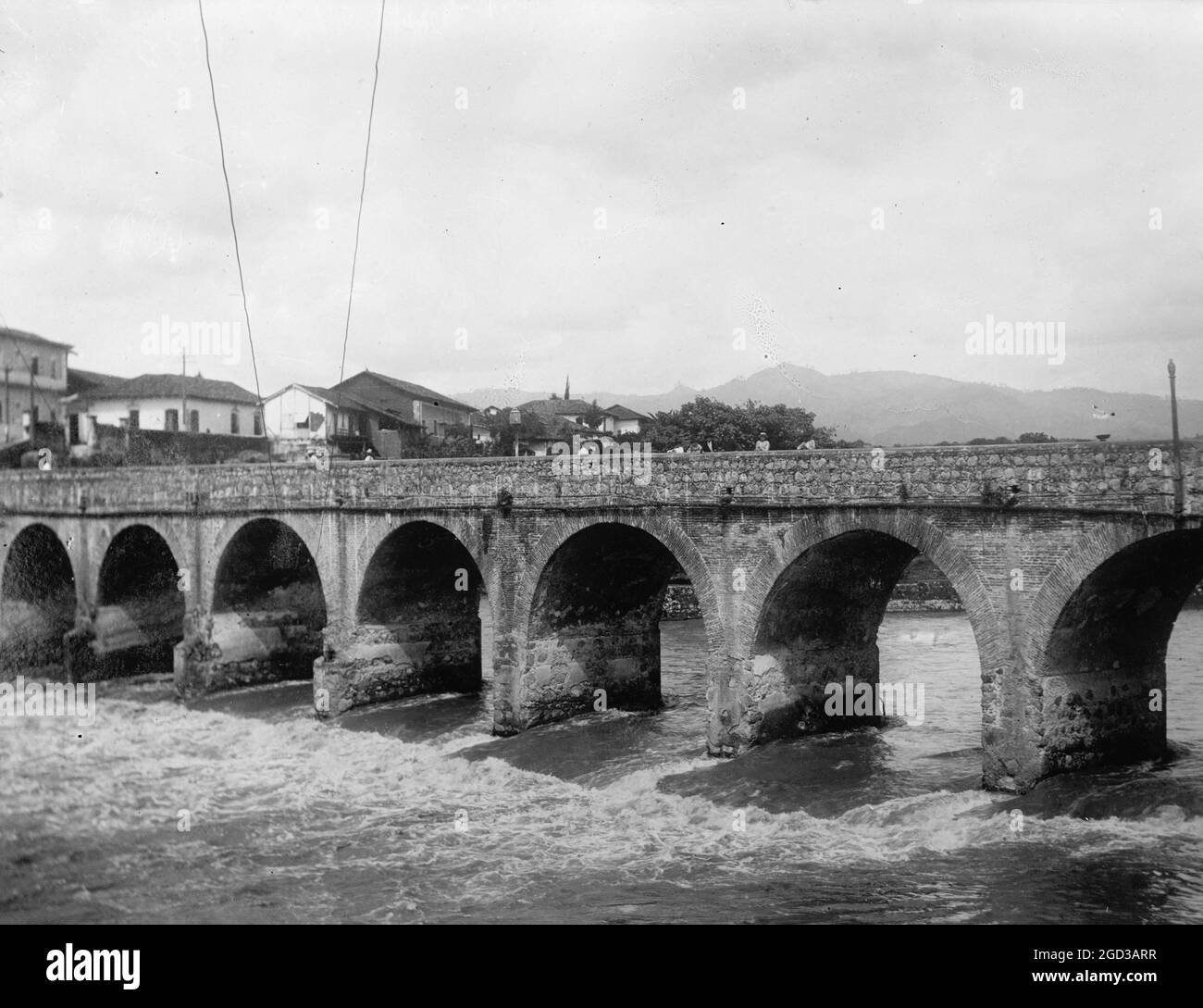 Bridge construction, Tegucigalpa & Comayaguela, Honduras ca. between ...