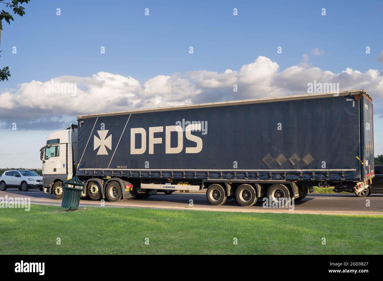 DFDS HGV, long Lorry out in the road on A2 London Greenwich Stock Photo ...
