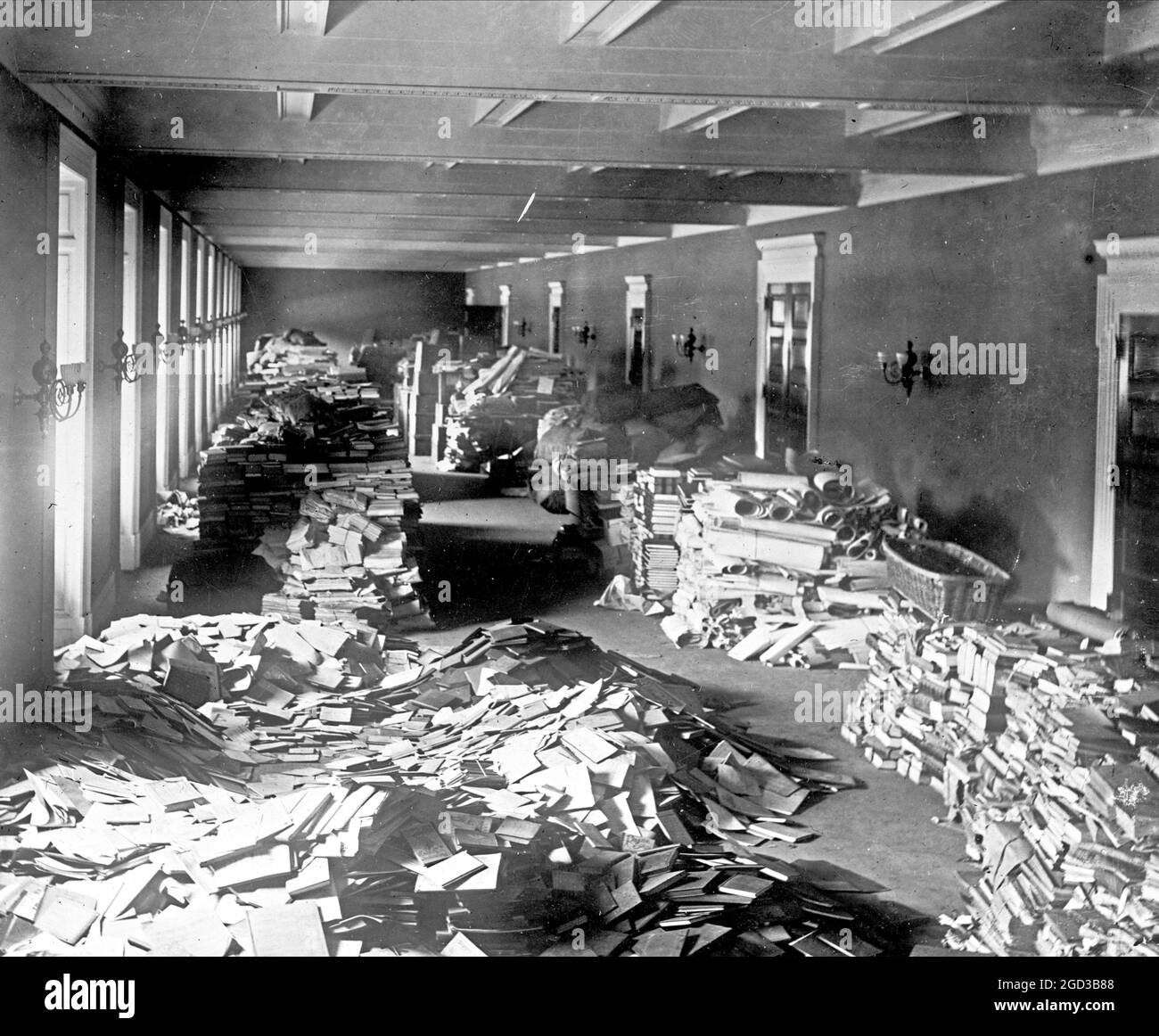 Basement book deposits hi-res stock photography and images - Alamy