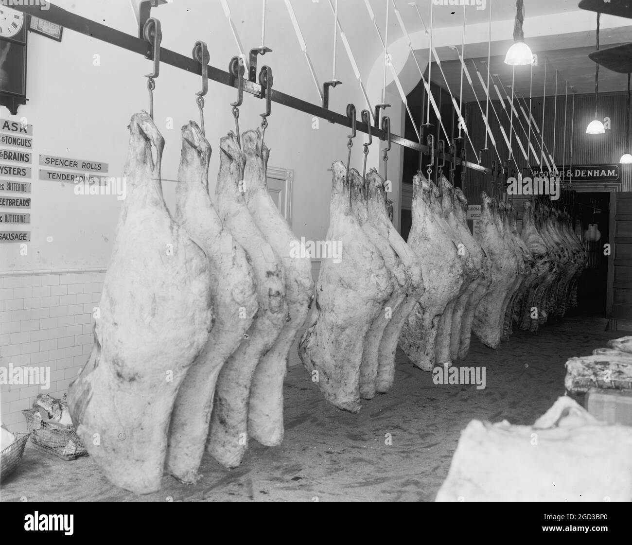 Early 1900s sides of beef hi-res stock photography and images - Alamy