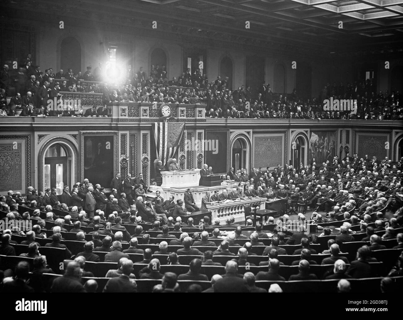 President woodrow wilson addresses congress hi-res stock photography ...