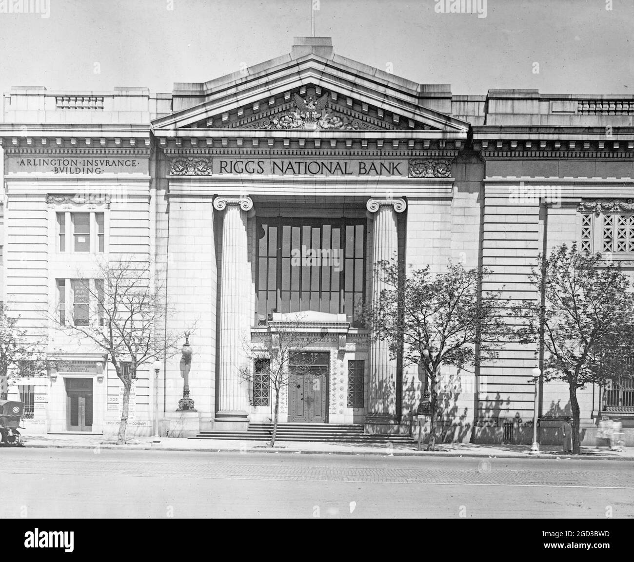 Early 1900s banking hi-res stock photography and images - Alamy