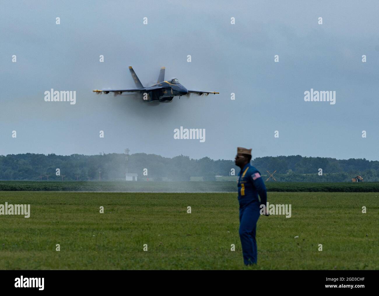 U.S. Navy Commander Ben Walborn, Blue Angels Lead Solo, performs a ...