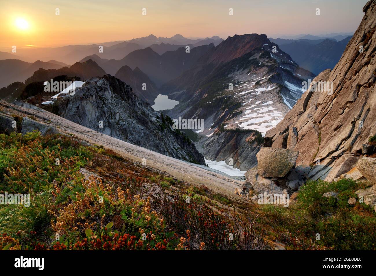 Little big chief mountain hi-res stock photography and images - Alamy
