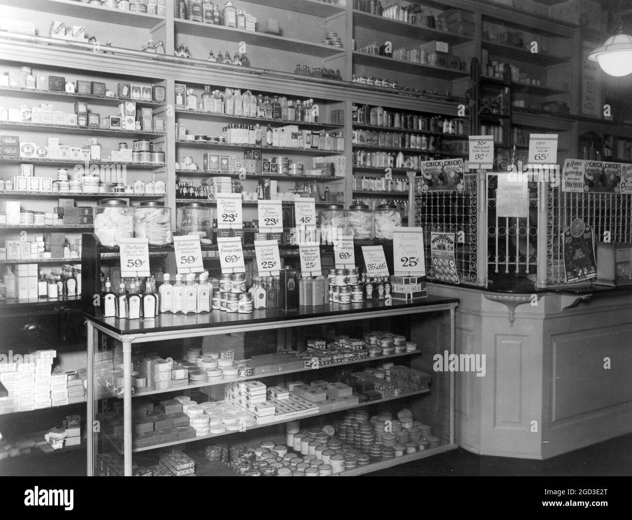 Interior of People's Drug Store, No. 9, 31st and M Streets, Washington ...