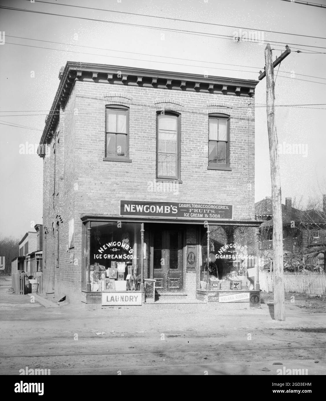 Newcomb history hi-res stock photography and images - Alamy