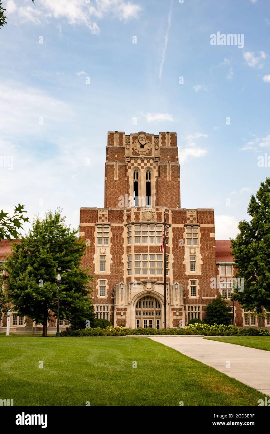 Ayers Hall sits on The Hill at the University of Tennessee campus in ...