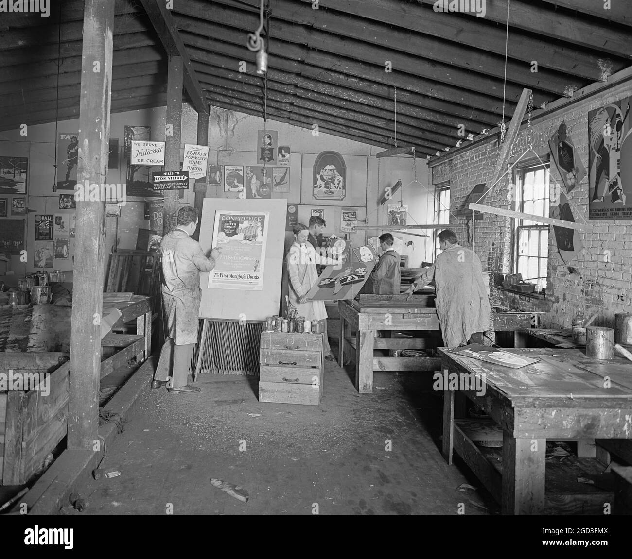 Walling process ca. between 1910 and 1926 Stock Photo - Alamy