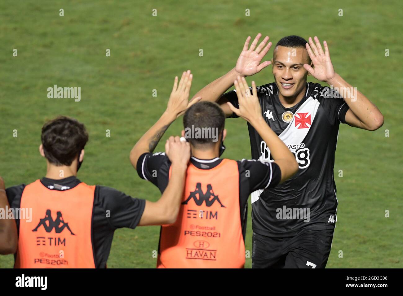 Rio De Janeiro, Brazil. 10th Aug, 2021. Leo jabá celebrates goal during ...