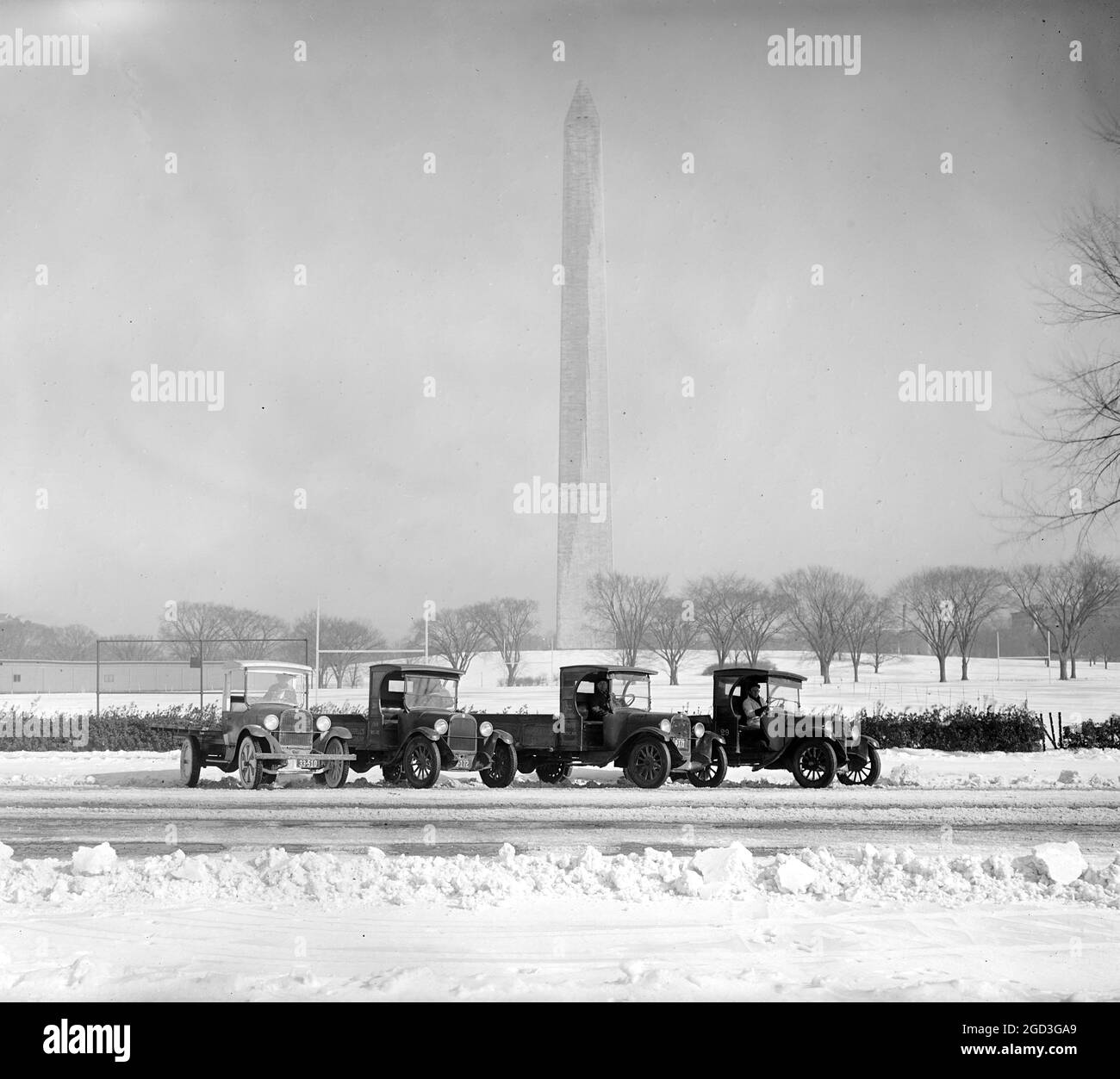 Graham Brothers Fussel trucks, [Washington Monument, Washington, D.C ...
