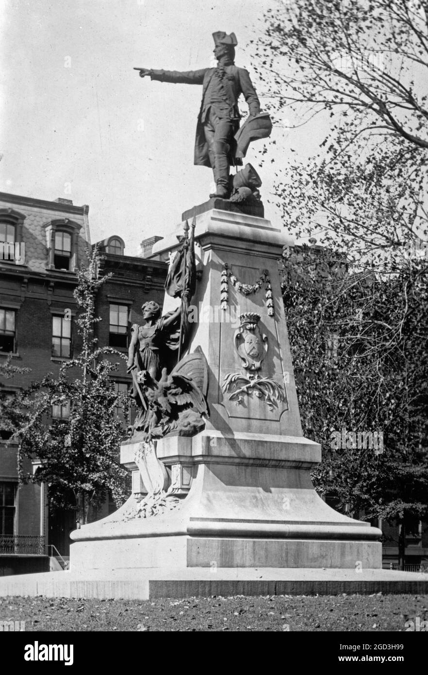 Rochambeau statue hi-res stock photography and images - Alamy