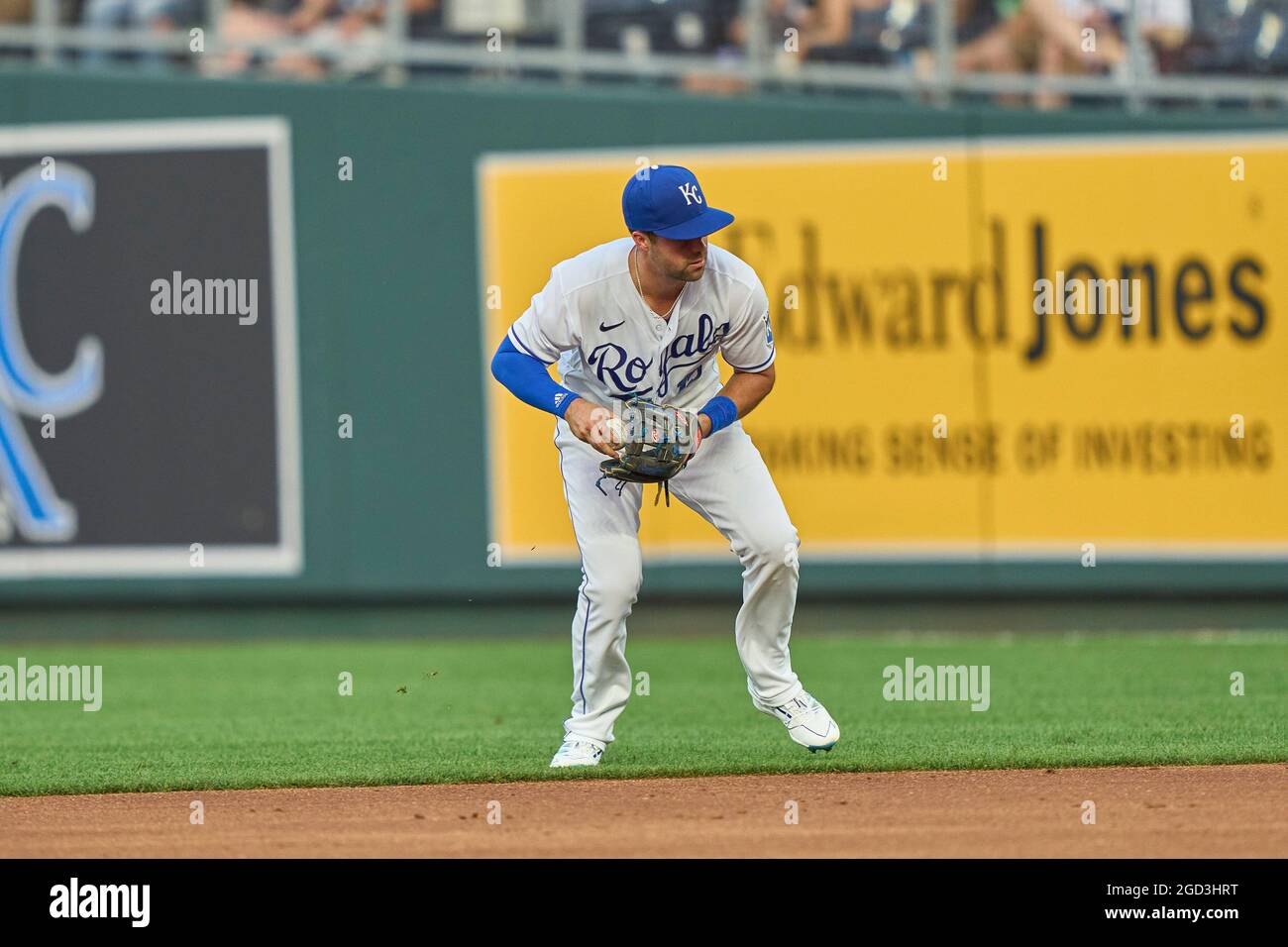 August 9 2021: Kansas City second baseman Whit Merrifield (15) makes a ...