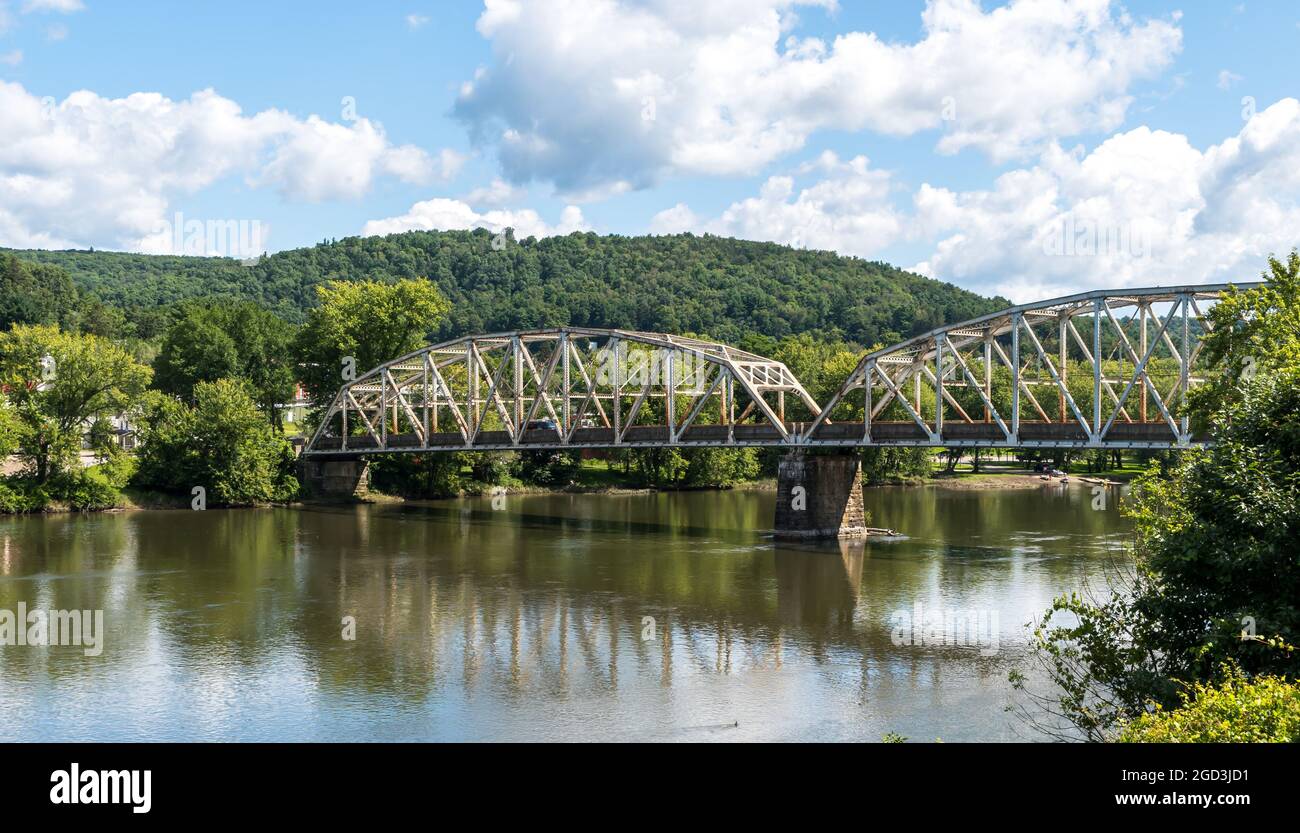 The Tidioute bridge that Buckingham streets runs on and spans over the ...