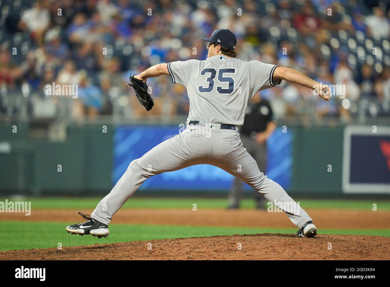 August 9 2021: New York pitcher Clay Holmes (35) throws a pitch during ...