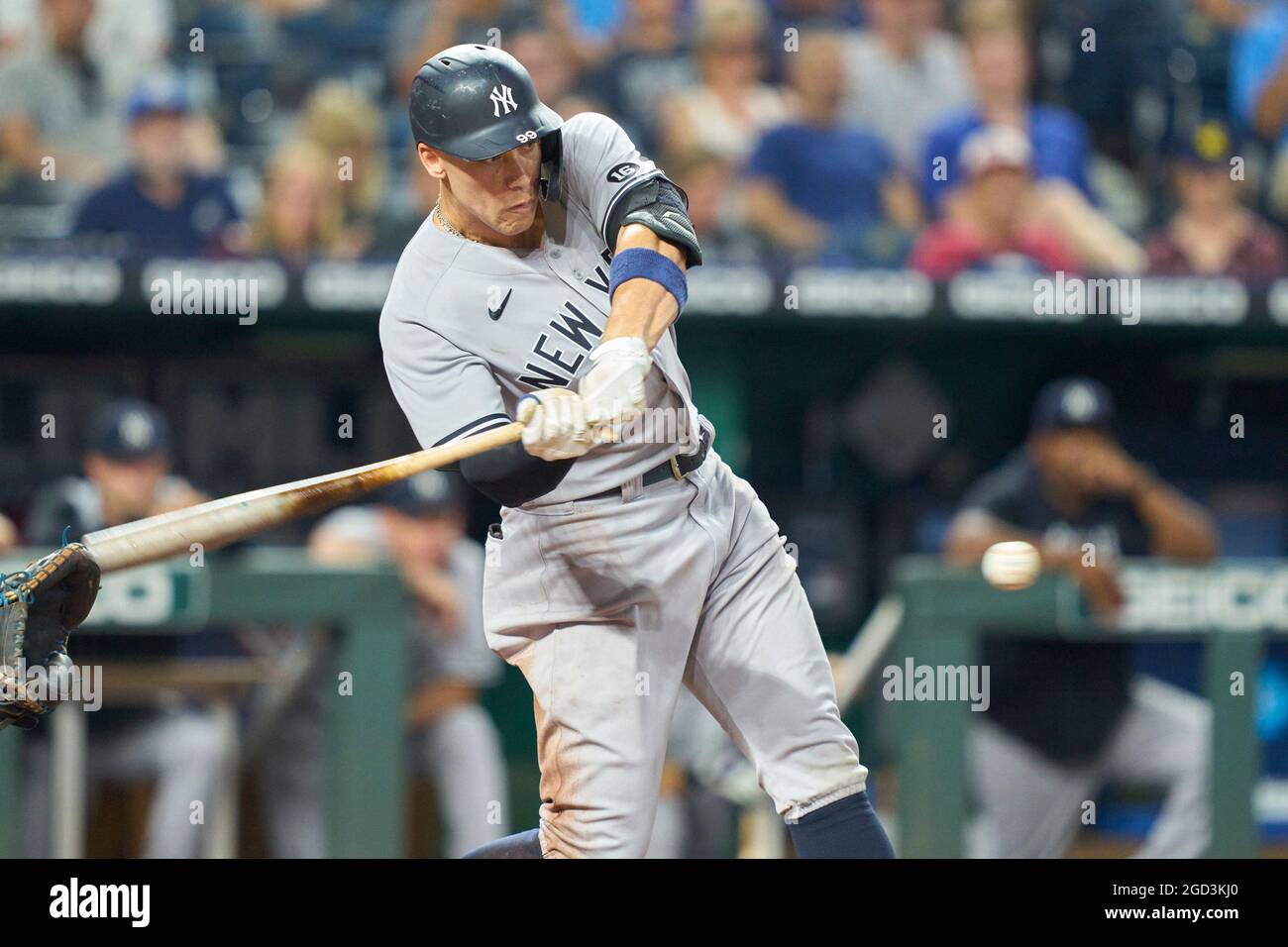 August 9 2021: New York right fielder Aaron Judge (99) gets an opposite ...