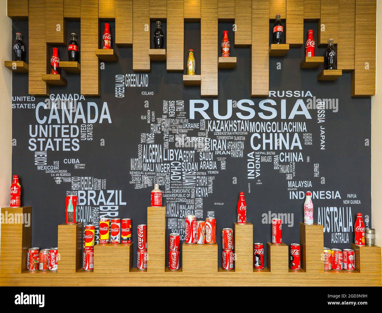 Decorative wall panel design hi-res stock photography and images - Alamy