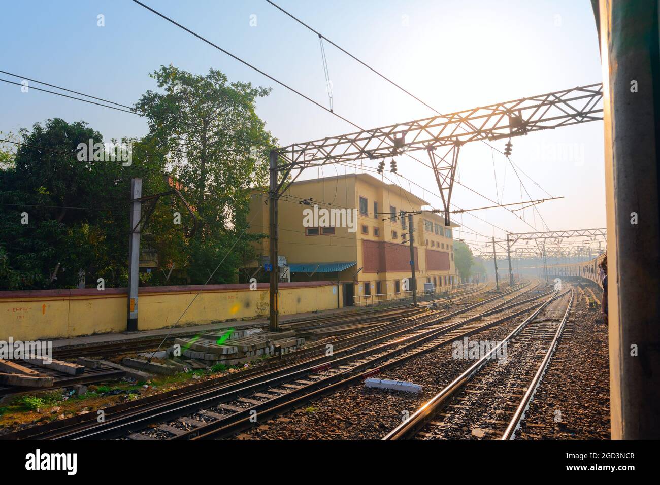 HOWRAH STATION , HOWRAH, WEST BENGAL / INDIA - 4TH FEBRUARY 2018 ...