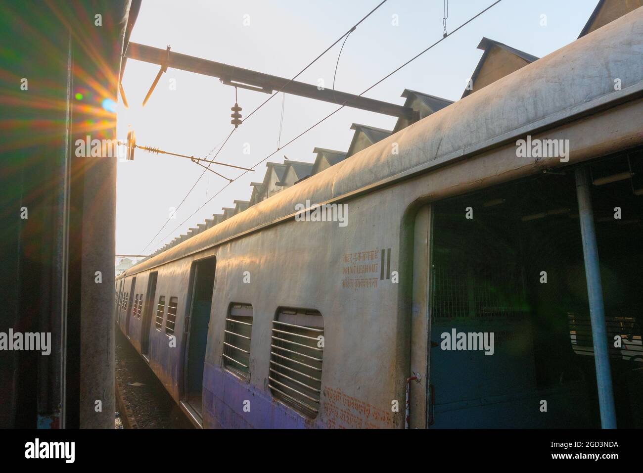HOWRAH STATION , HOWRAH, WEST BENGAL / INDIA - 4TH FEBRUARY 2018 : A ...