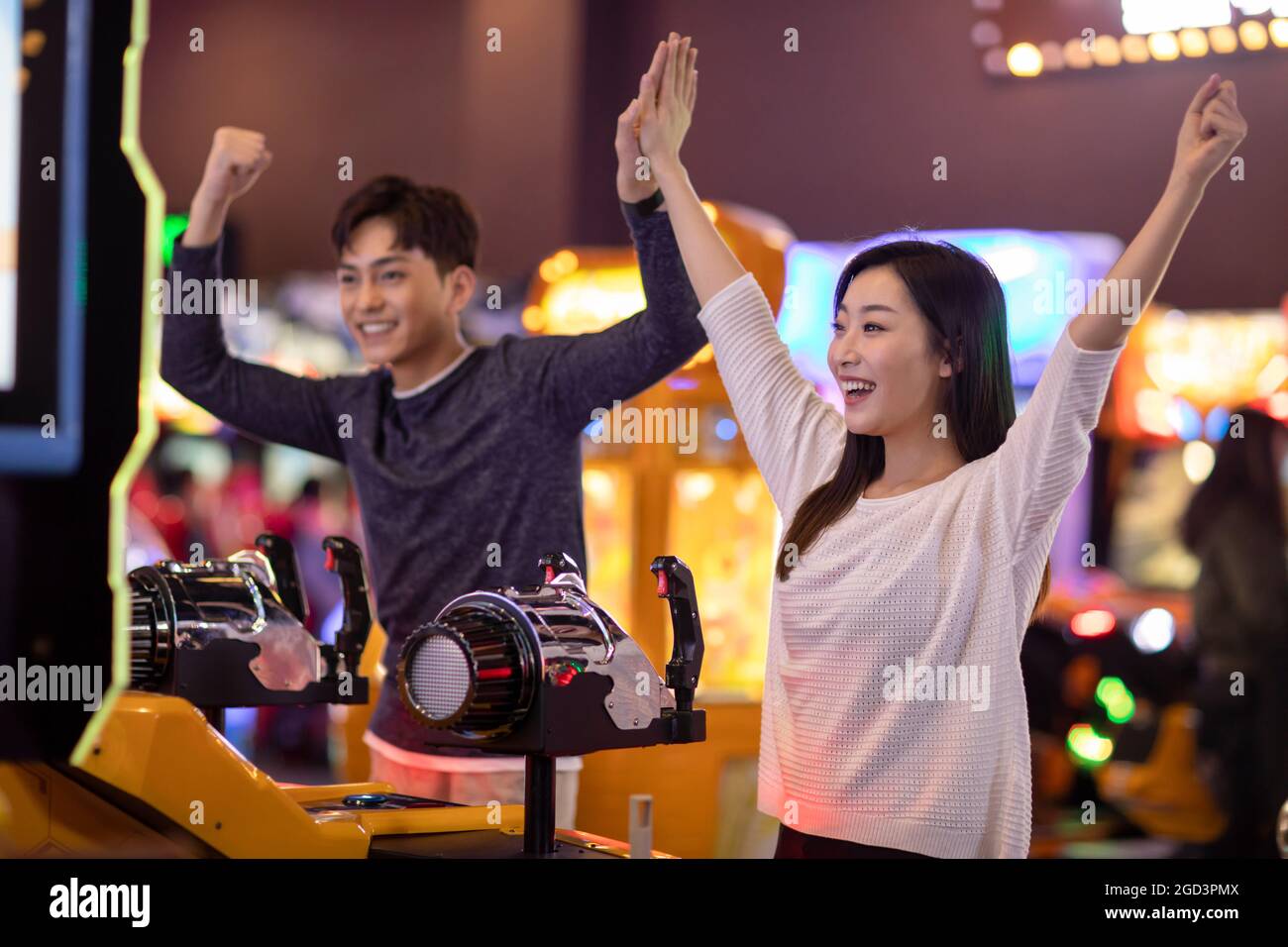 People playing arcade games in arcade china hi-res stock photography ...