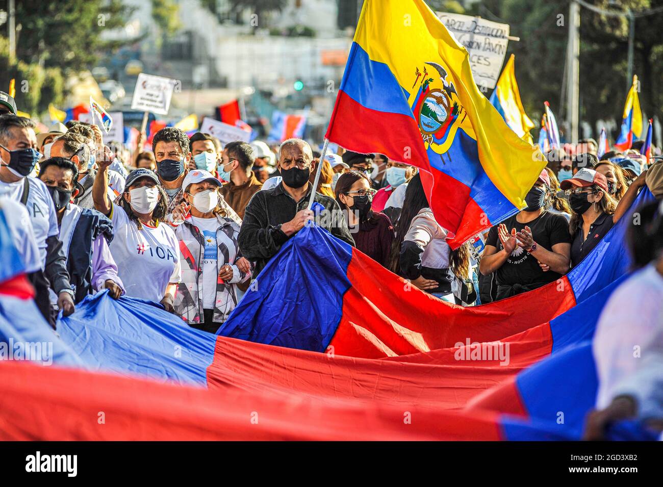 Quito, Ecuador. 10th Aug, 2021. Protesters hold Ecuadorian flags during ...