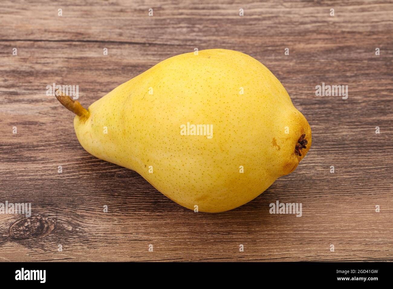Ripe, tsasty and sweet Yellow Chinese Pear Stock Photo - Alamy