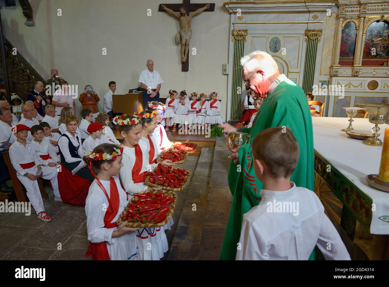 FRANCE, ATLANTIC PYRENEES (64) BASQUE COUNTRY, ESPELETTE PEPPER ...