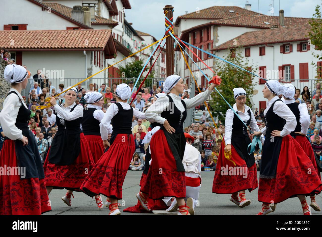 FRANCE, PYRENEES-ATLANTIQUES (64) BASQUE COUNTRY, ESPELETTE PEPPER ...