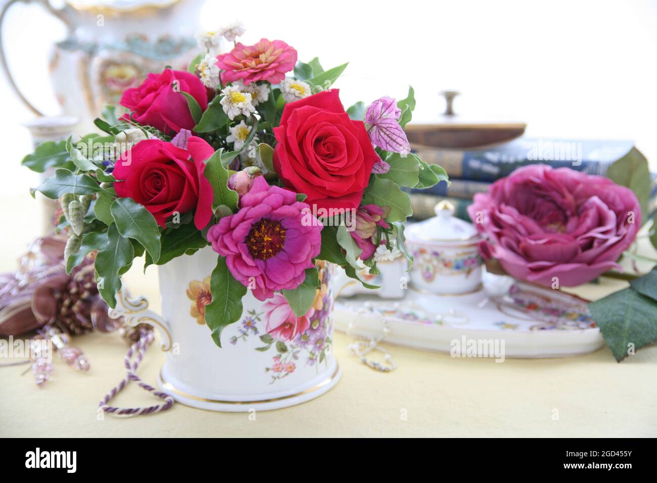 botany, red roses and zinnias in a porcelain pot, ADDITIONAL-RIGHTS ...