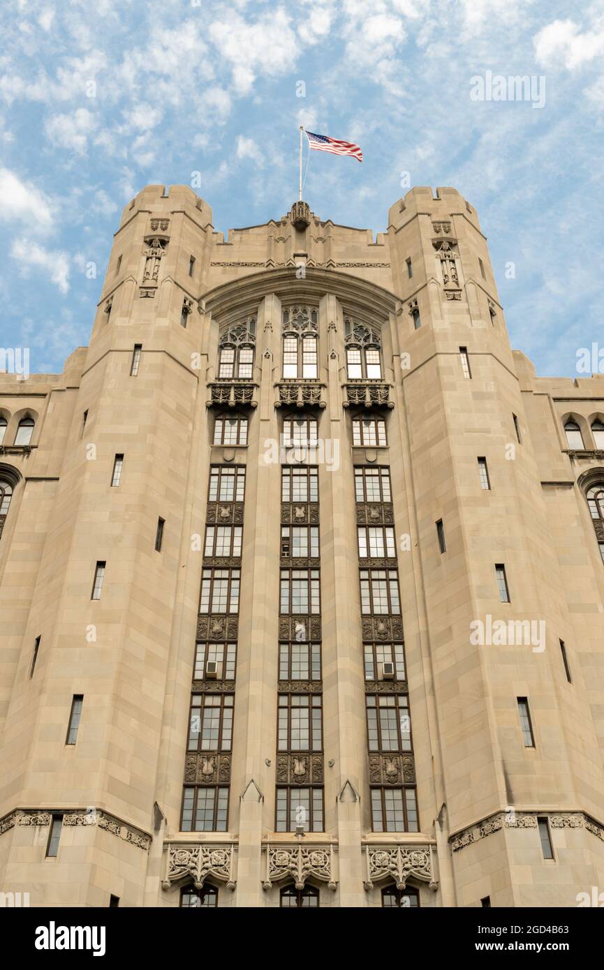 DETROIT, MI/USA - AUGUST 06, 2021: Neo-gothic, 14-story, Detroit ...