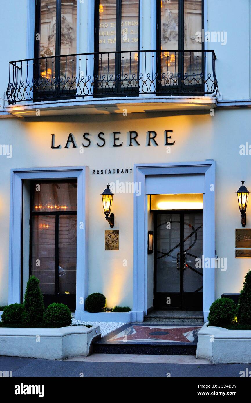 Lasserre restaurant paris hi-res stock photography and images - Alamy