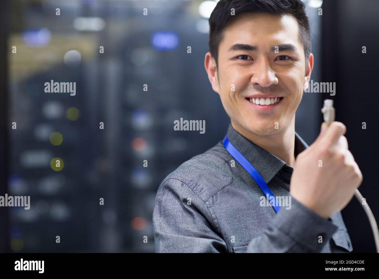 Human hand holding usb cable hi-res stock photography and images - Alamy