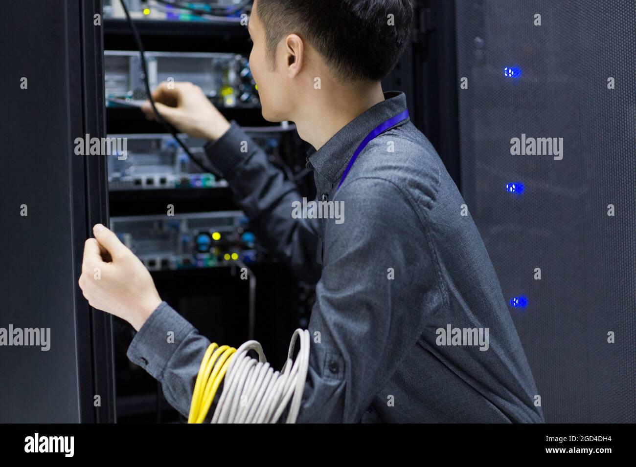 Indian technician working in server hi-res stock photography and images ...