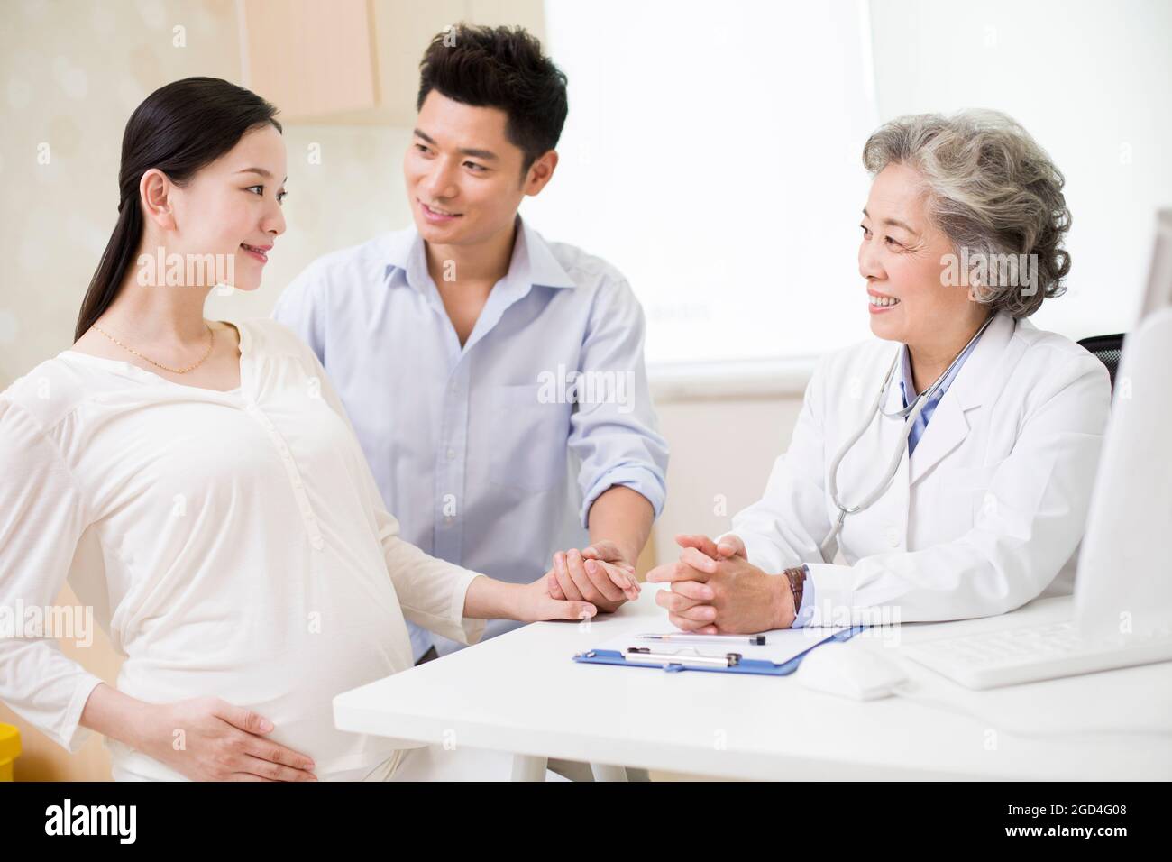 Antenatal care hi-res stock photography and images - Alamy
