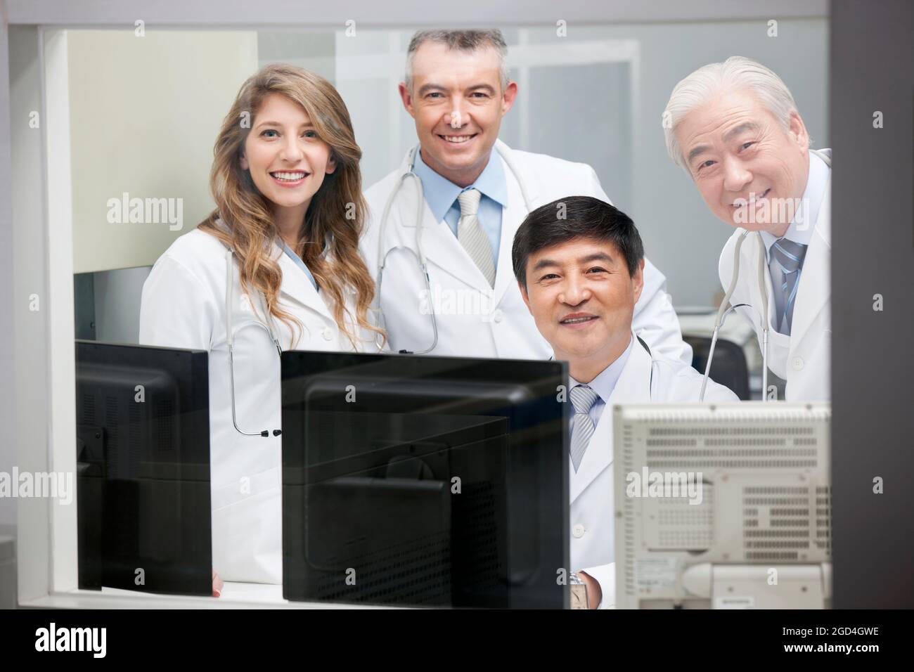 Doctors at work Stock Photo - Alamy