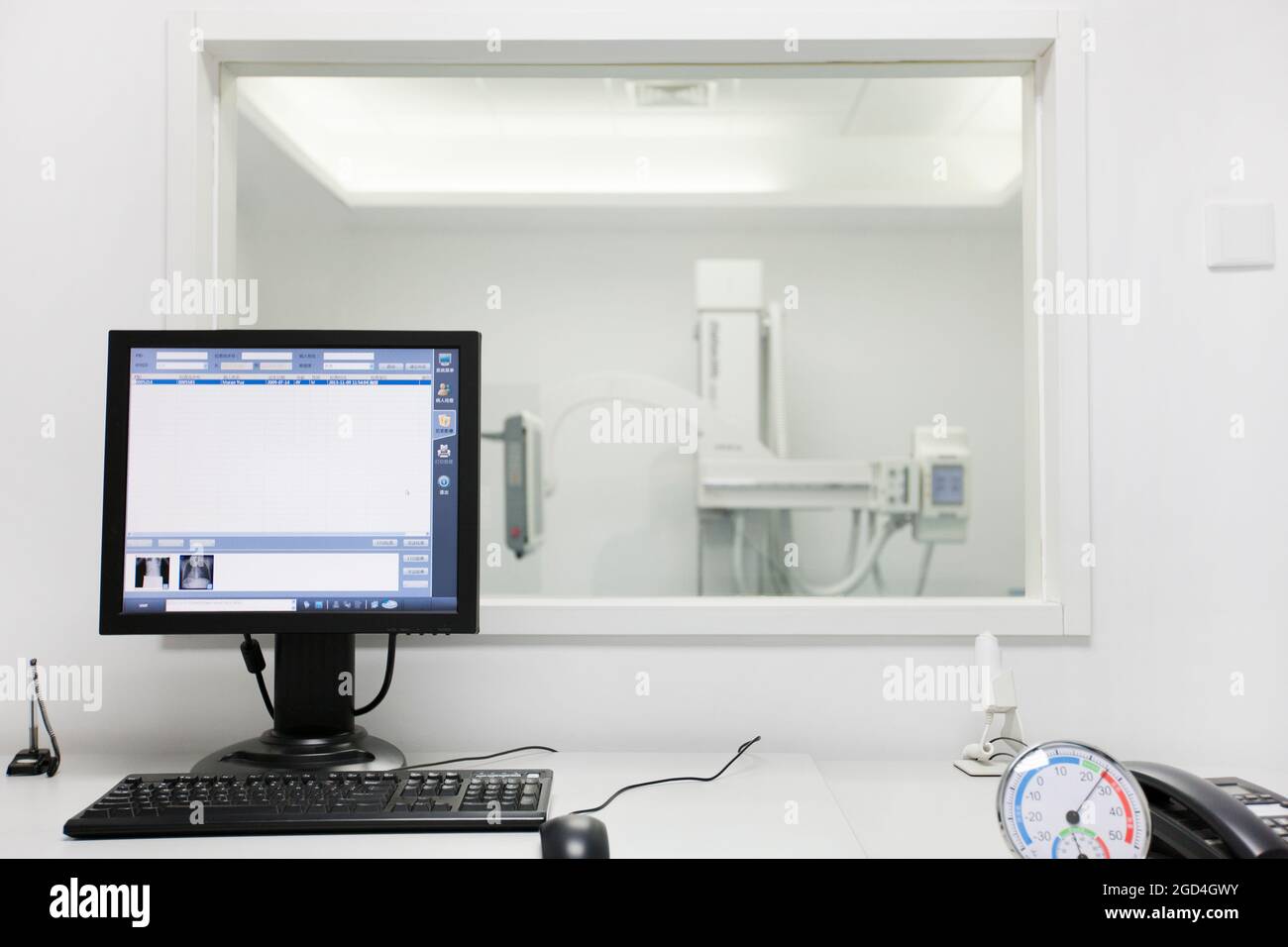 Digital radiography system hi-res stock photography and images - Alamy